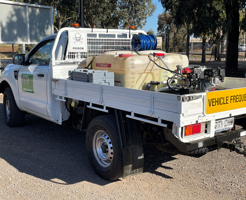 Adelaide Commercial Weed Spraying - Ovals | Parklands | Paddocks